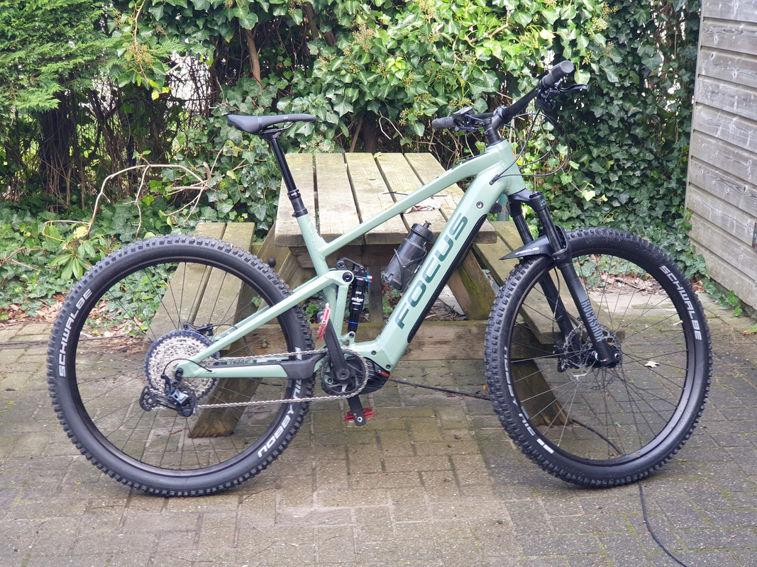 Focus Thron2 E-MTB : binnen en eerste rit Nijmegen pg4 - Pagina 4 ...