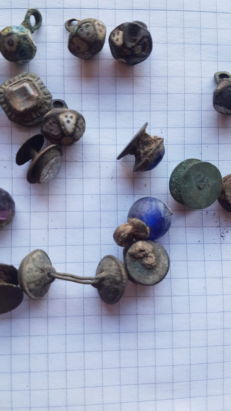 BAD09 CD0 405 B 49 BC 984 E F1 F2805 B78 E1 — Postimages