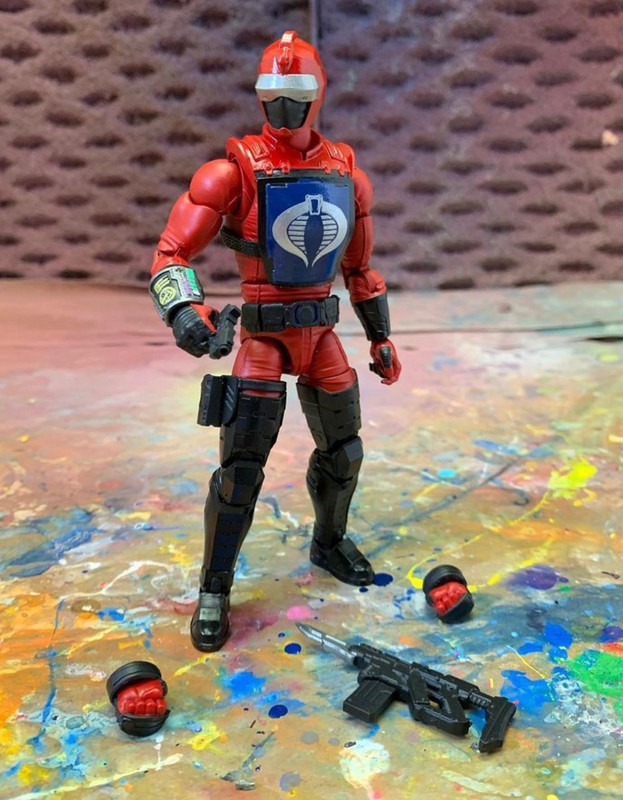 1321532784 BTS Hiss Tank Driver1 jpg 6037a58649eb620657e422f3df543783 ...