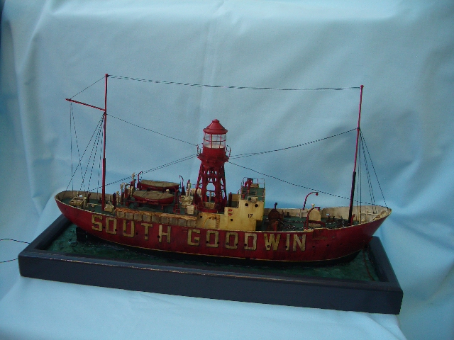 Revell 1/144 South Goodwin Lightship (05202) - - The Airfix Tribute Forum