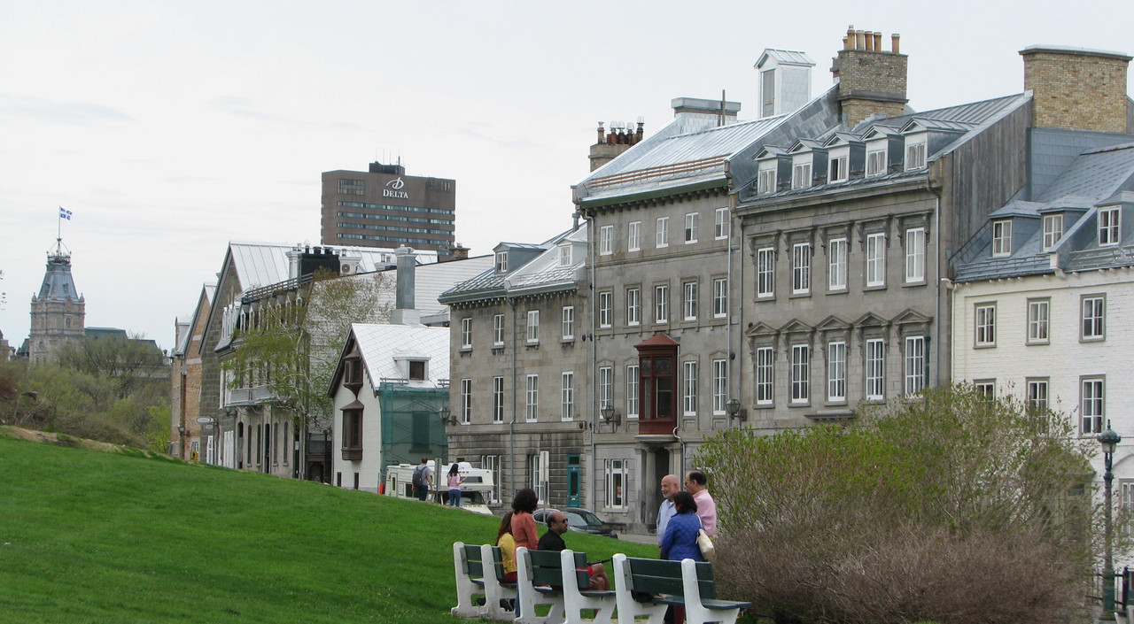A spring day in Québec City - SkyscraperPage Forum
