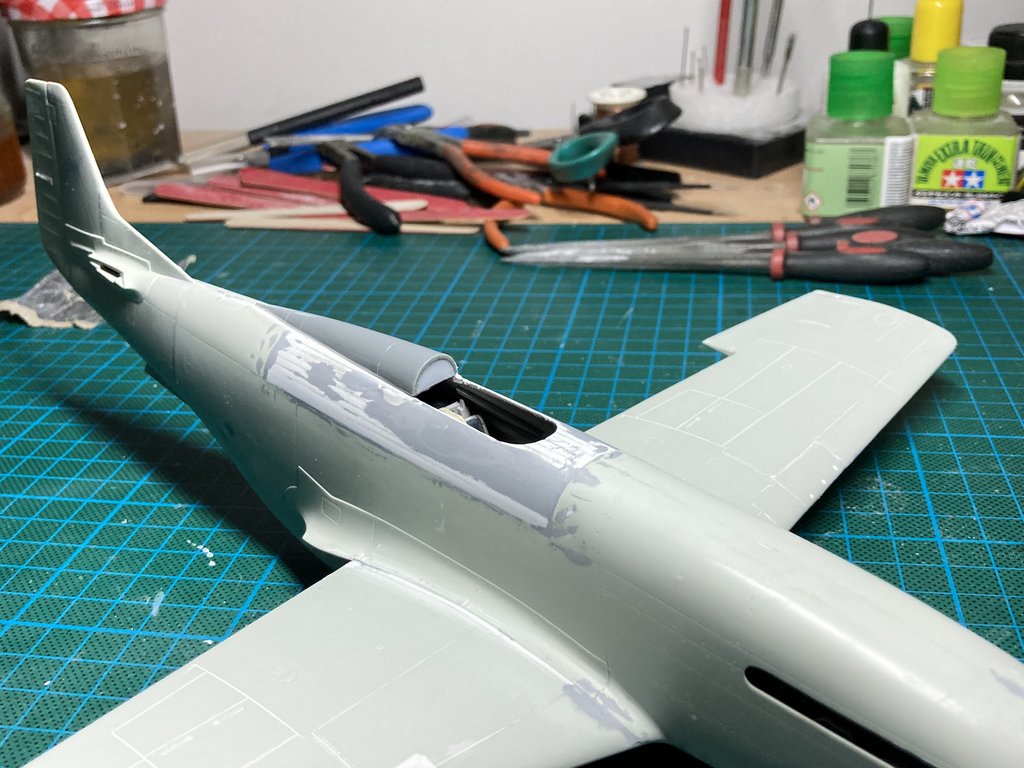 P-51 Racer conversion (Dago Red - Revell 1/32) and refurbishing (Strega ...