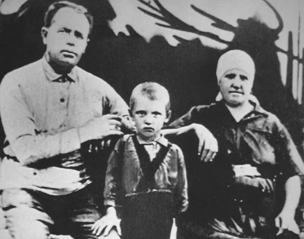 gorbachev obit 2 web super Jumbo — Postimages