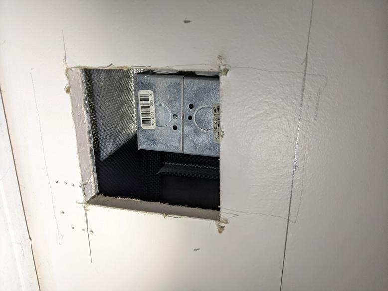 How to attach a metal box to the "hollow" side of a metal stud C ...