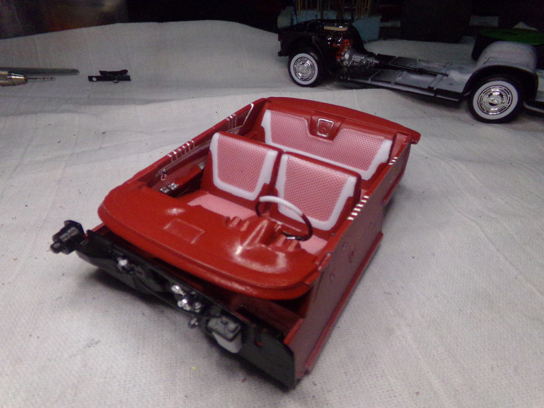 103 2056 — Postimages