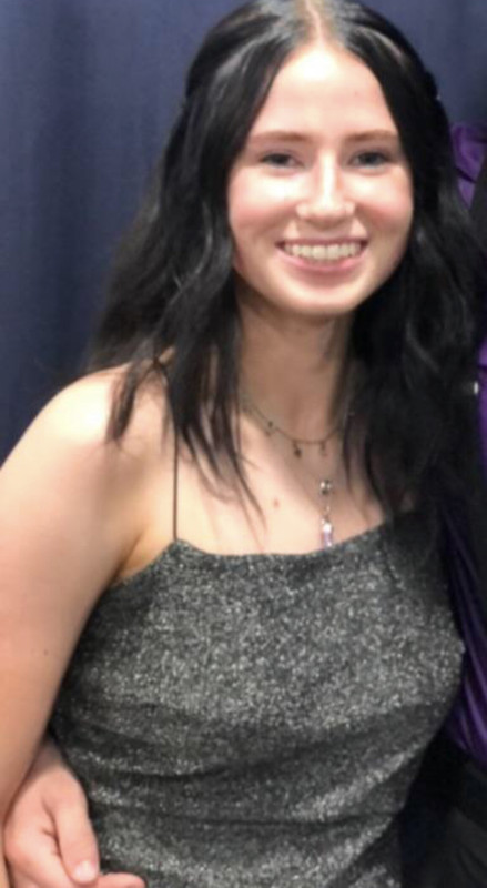 8 C0 ED97 F DB32 4 D7 E 8 A22 827612599 D34 — Postimages