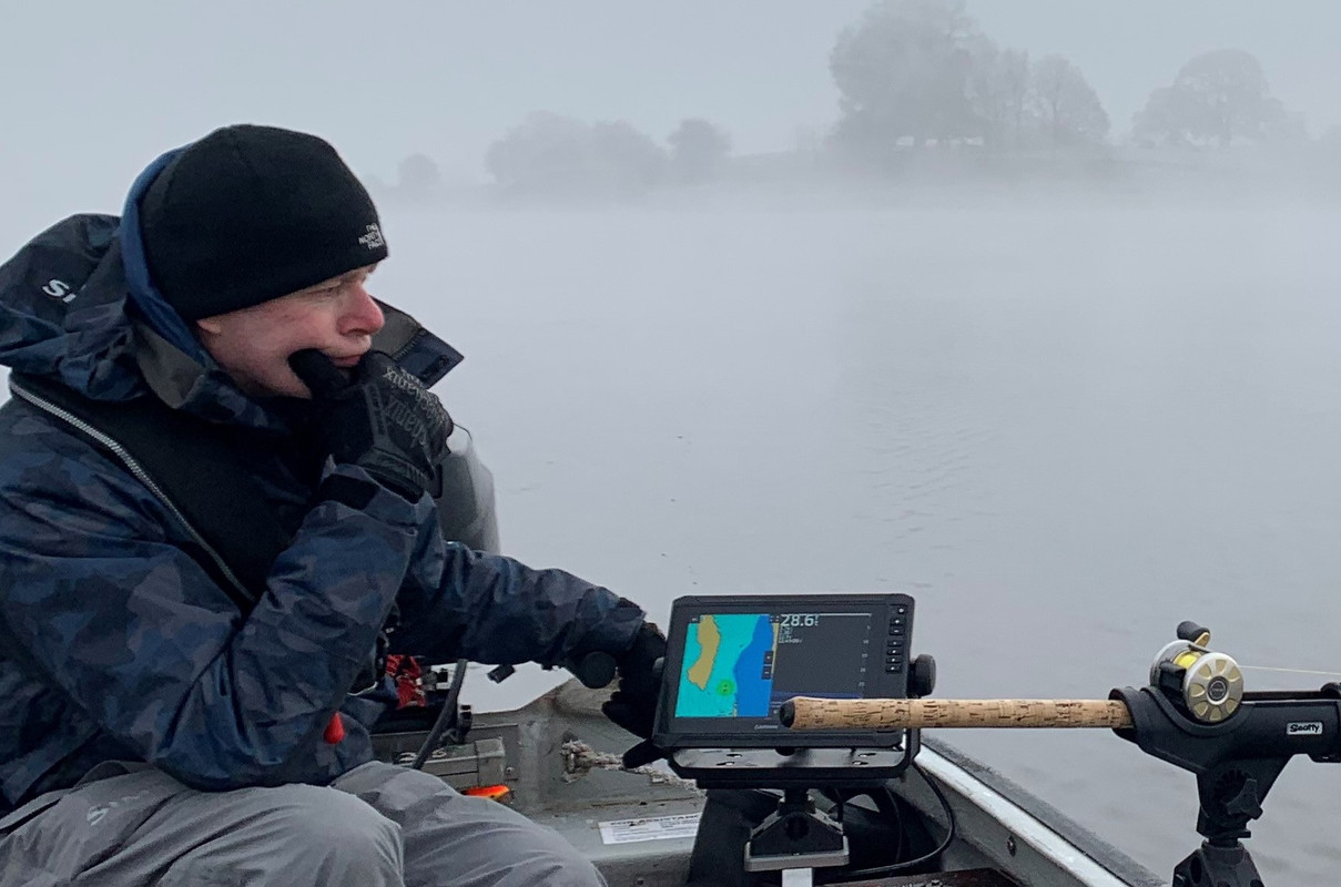 Humminbird on hire boat - The Pikers Pit