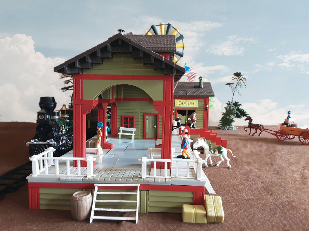 Train Station 13 — Postimages