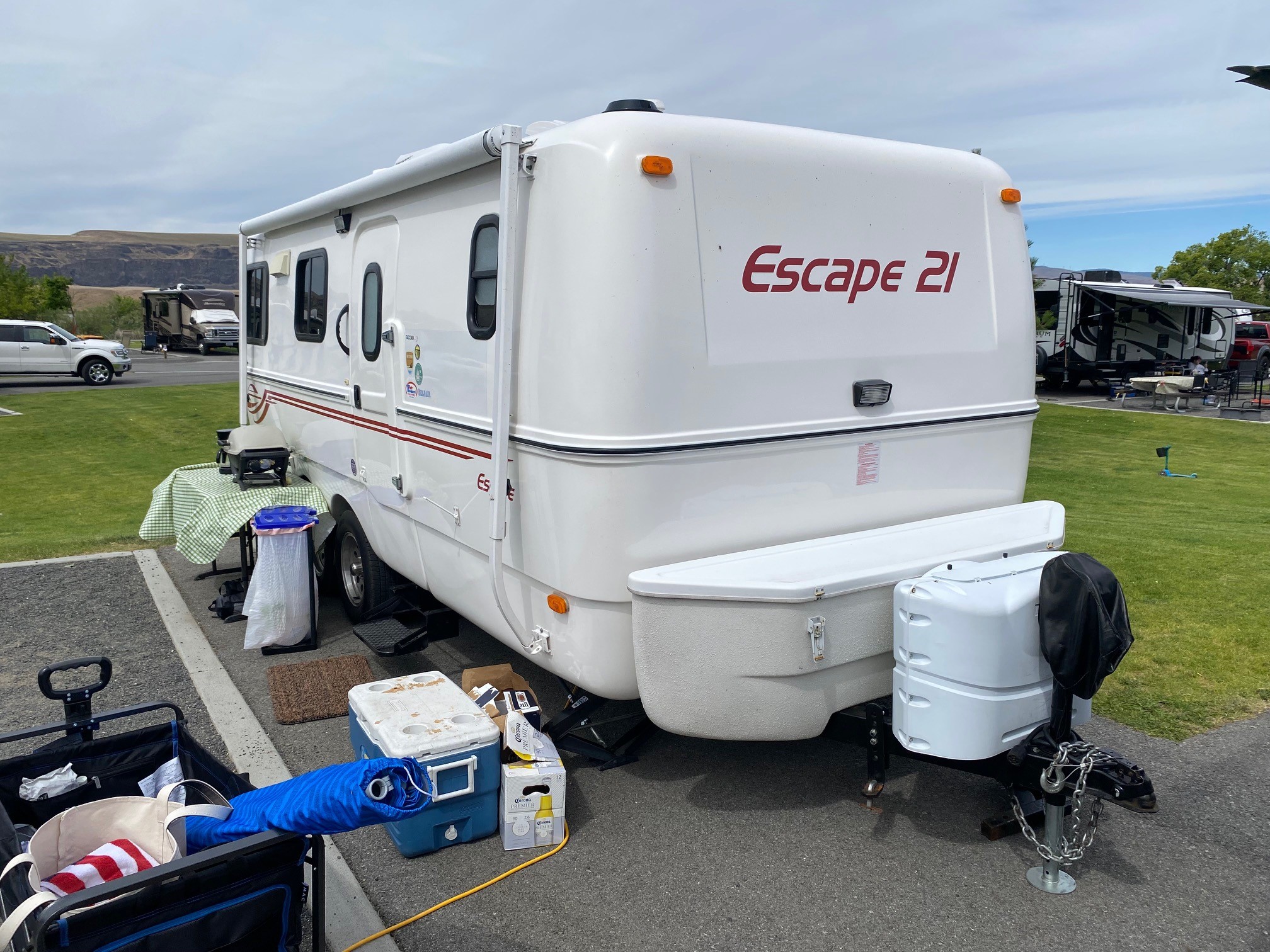 Escape 3 — Postimages