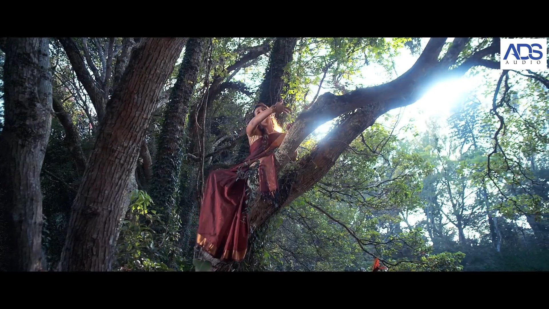 Tunturu Maleya Nuggekai Ester Noronha K S Chitra mp4 snapshot 02 03 ...