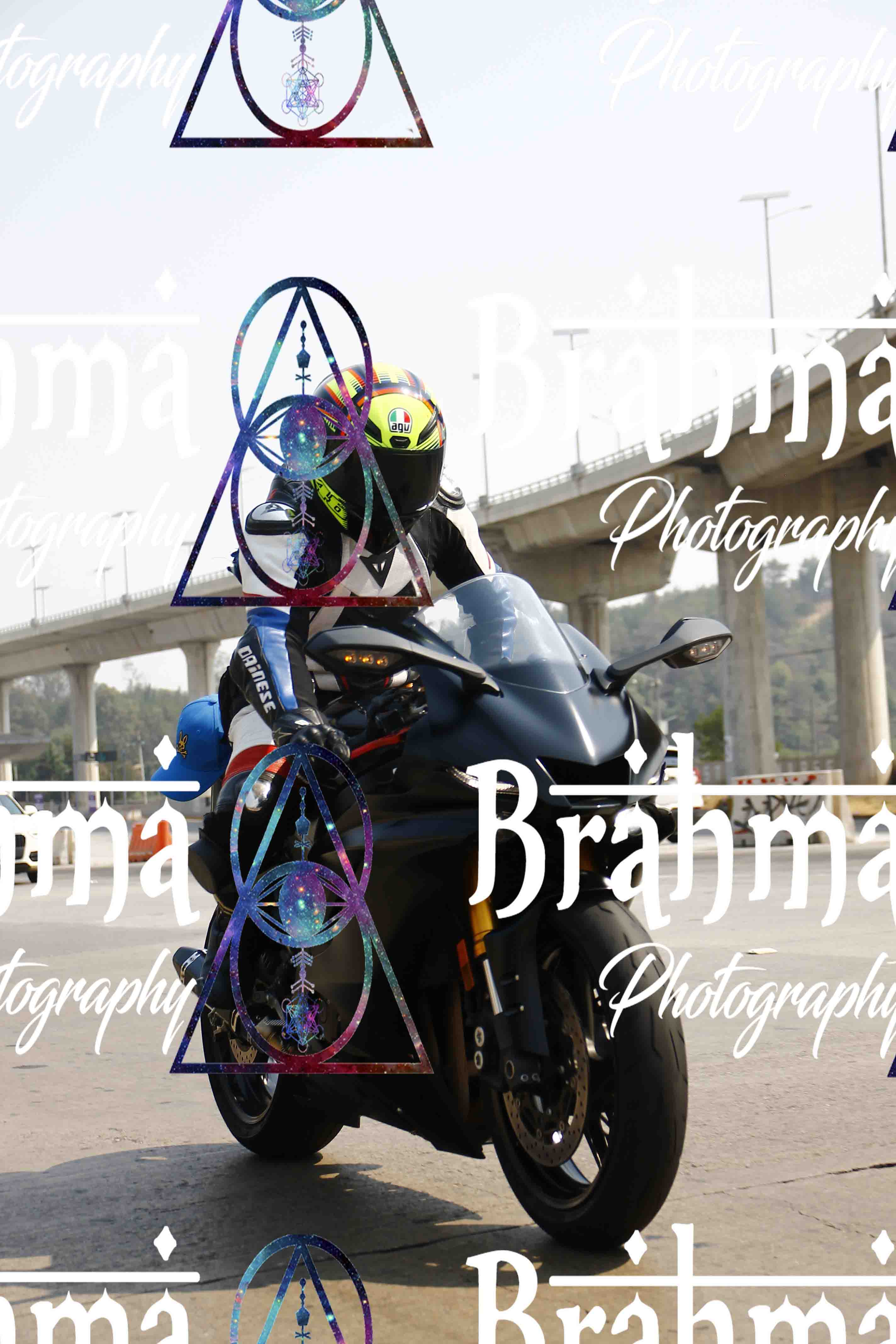 MG 1526 — Postimages