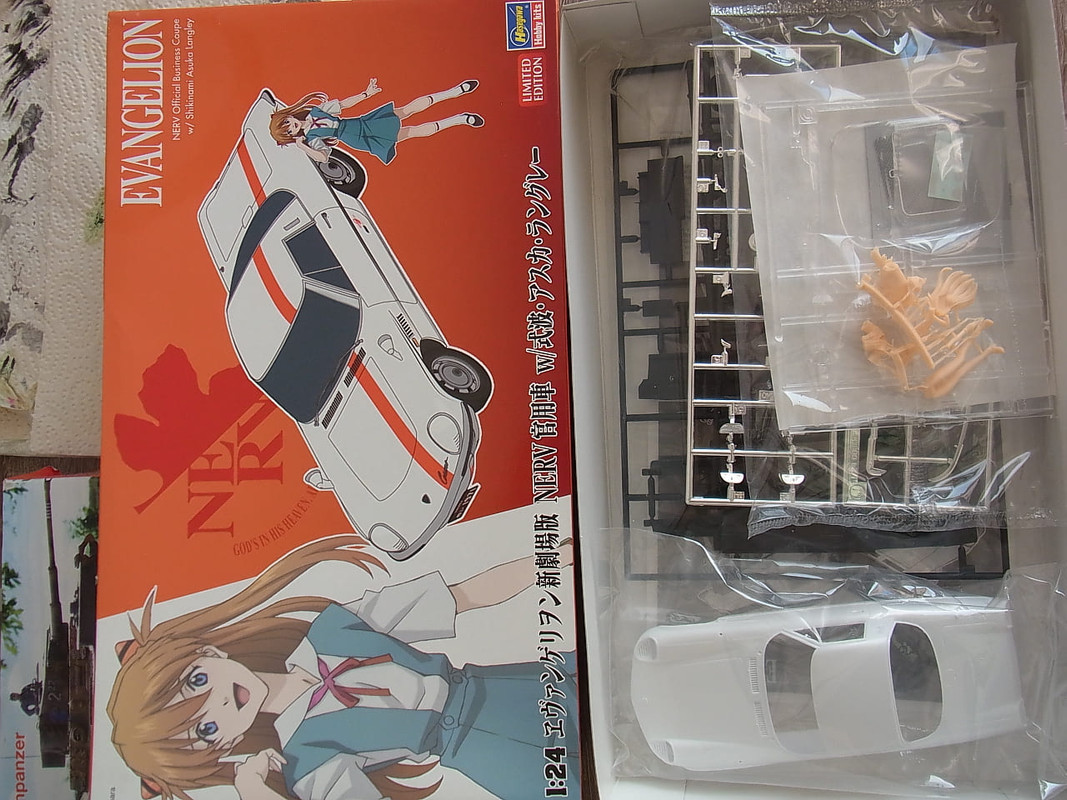 1/24 Evangelion NERV Official Business Coupe/Asuka Langley 1/24 Evangelion NERV Official Business Coupe/Asuka Langley