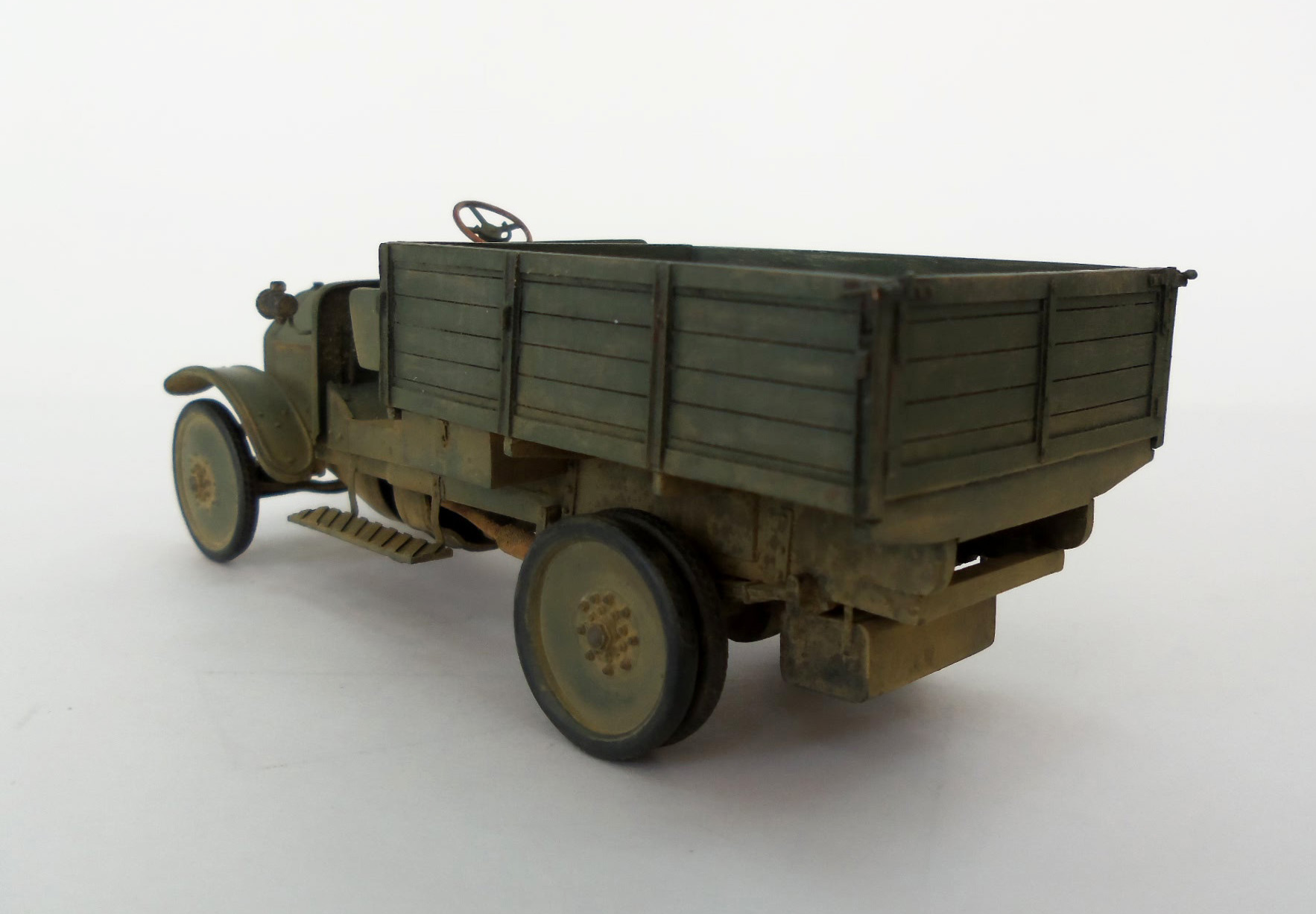 103 2569 — Postimages