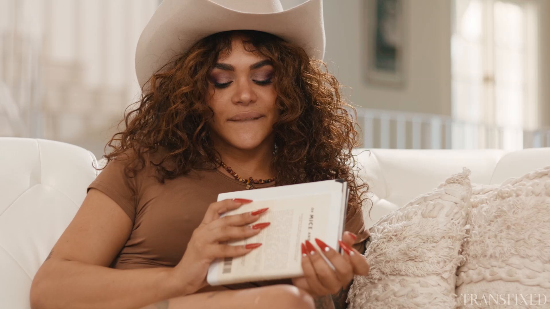 Queenie Sateen Eva Maxim Double The Sneaky Peeks TRANSFIXED mp4 0001 — Postimages