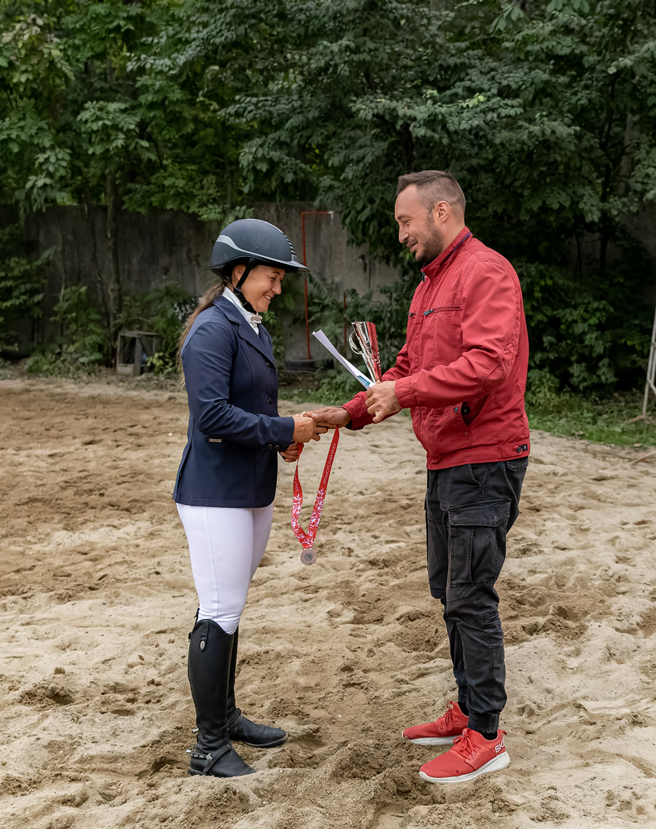 8407 CR2 — Postimages