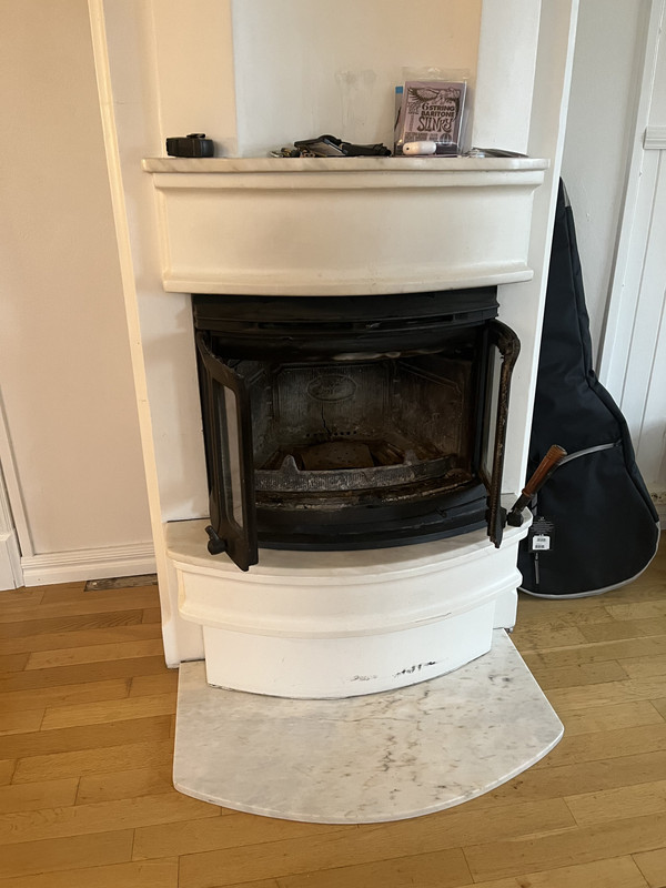 When is it time to start fireplaces in winter? : r/Norway