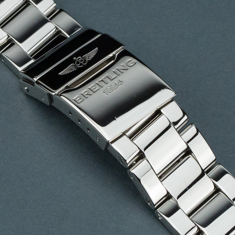 Breitling Avenger II GMT ref A3239011 C872 173 A Blue Dial 9 — Postimages