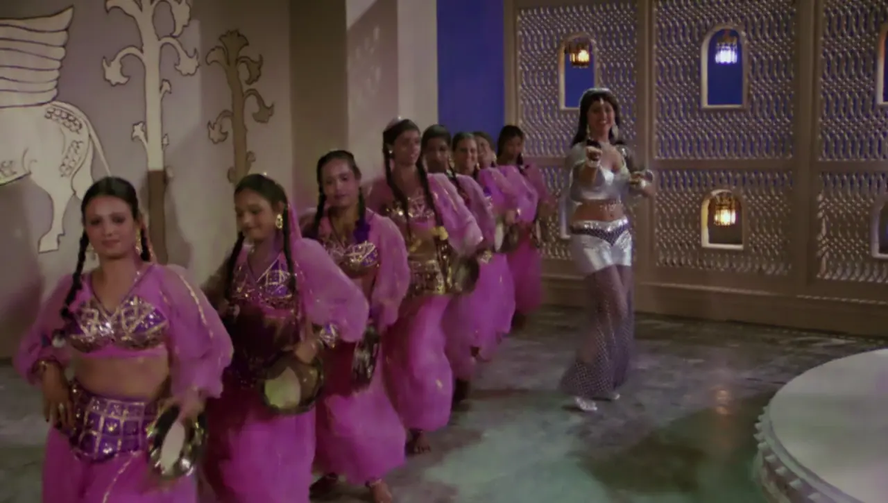 f 153 — Postimages