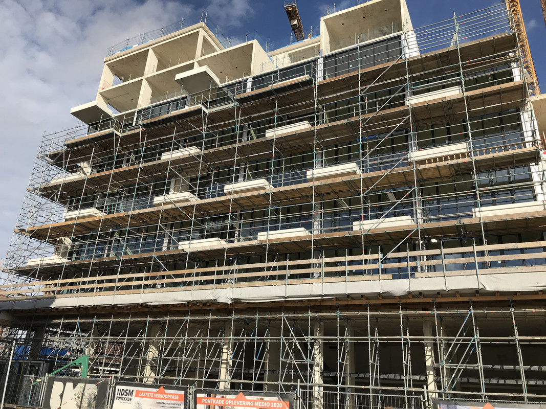 0 F01107 C 7 B1 E 4415 A757 961 BC79 B9 A30 — Postimages