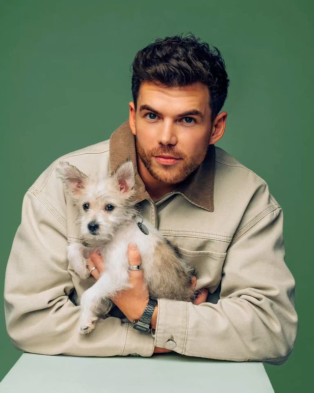 Luke w Puppy 4 — Postimages