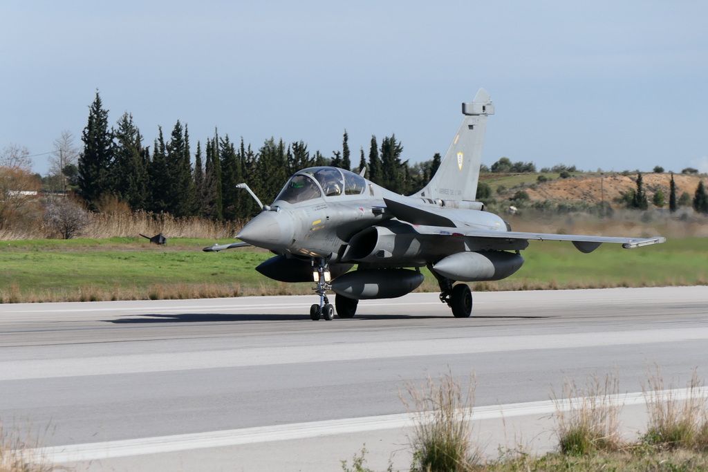 Τα Rafale στην Τανάγρα για συνεκπαίδευση με ελληνικά Mirage 2000 ...