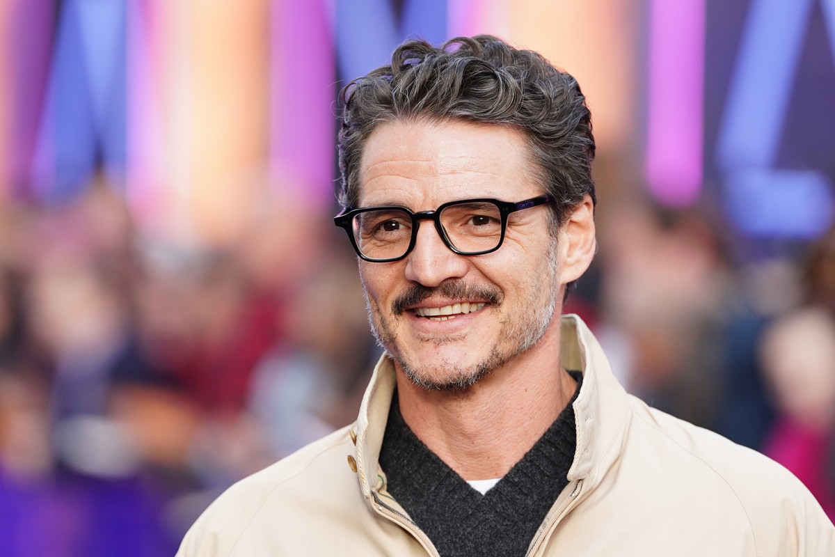Pedro Pascal 001 — Postimages