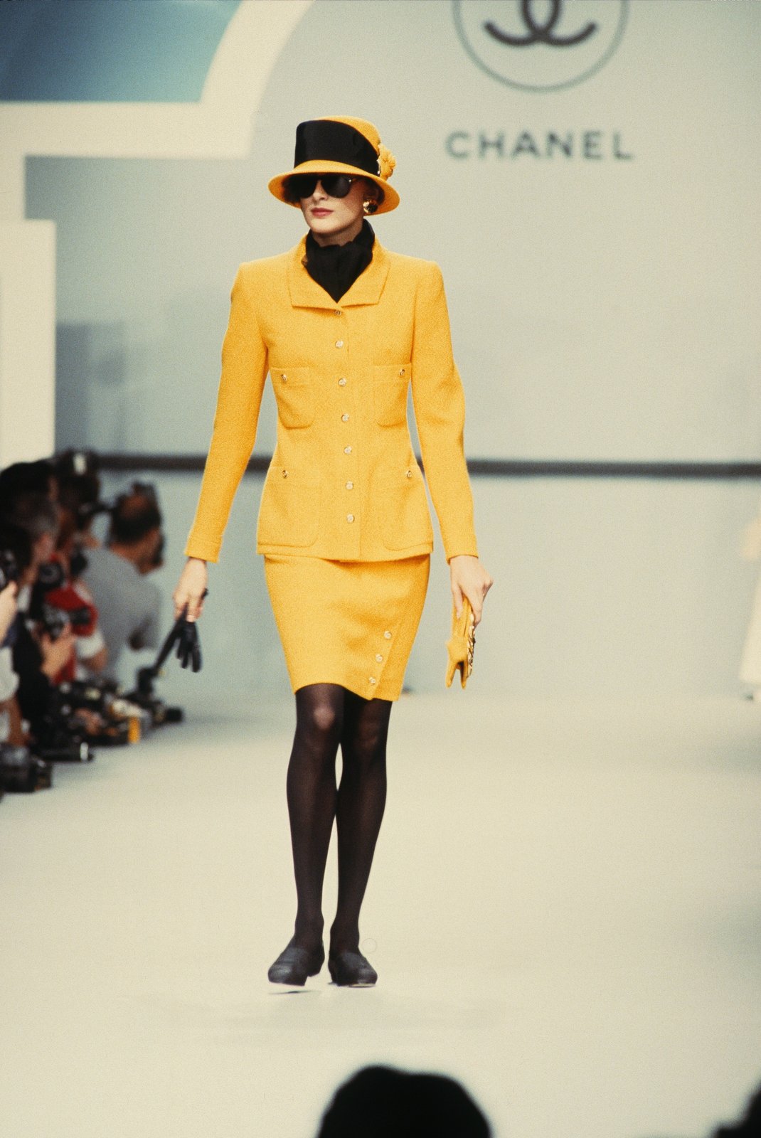 Fashion Classic: CHANEL Spring/Summer 1989 | Lipstick Alley