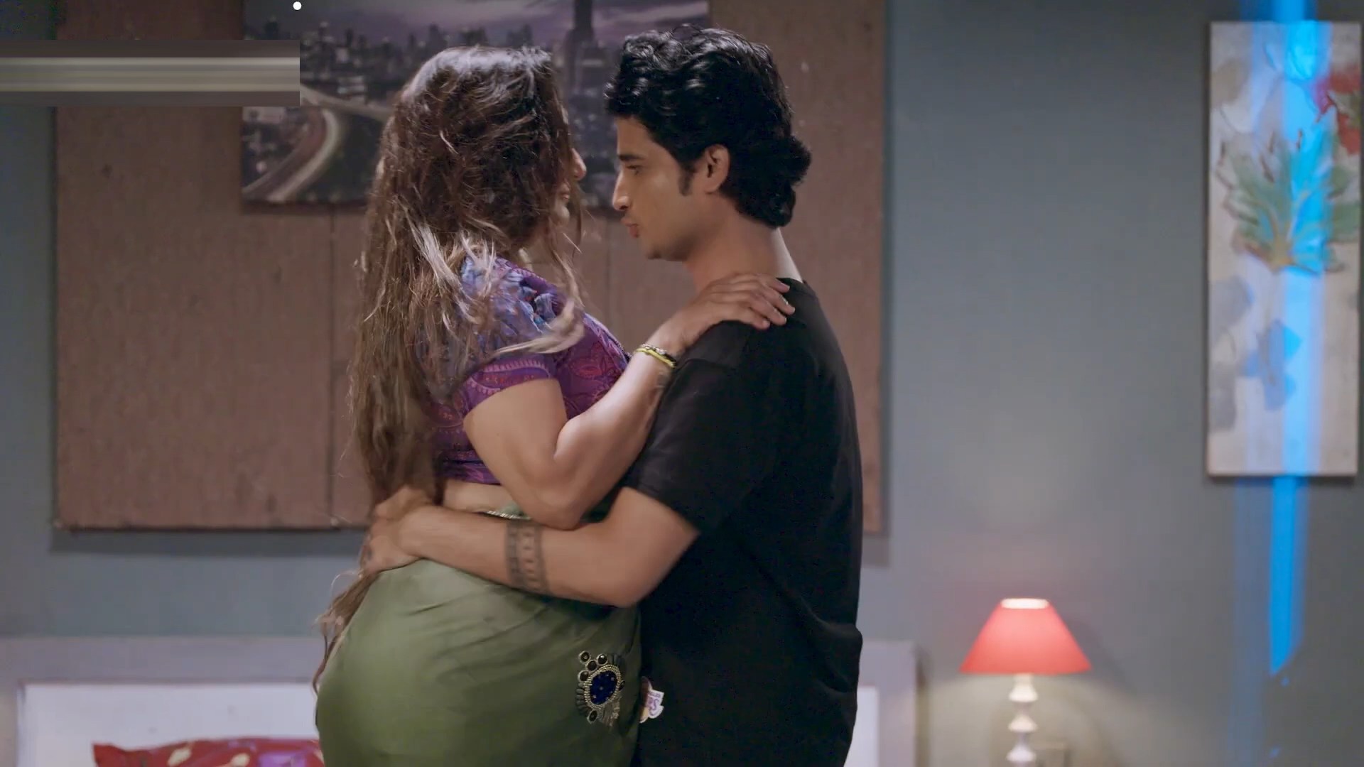 Chubby desi actress huge breasts and big deep navel hole teaser mp4 snapshot 00 15 418 — Postimages