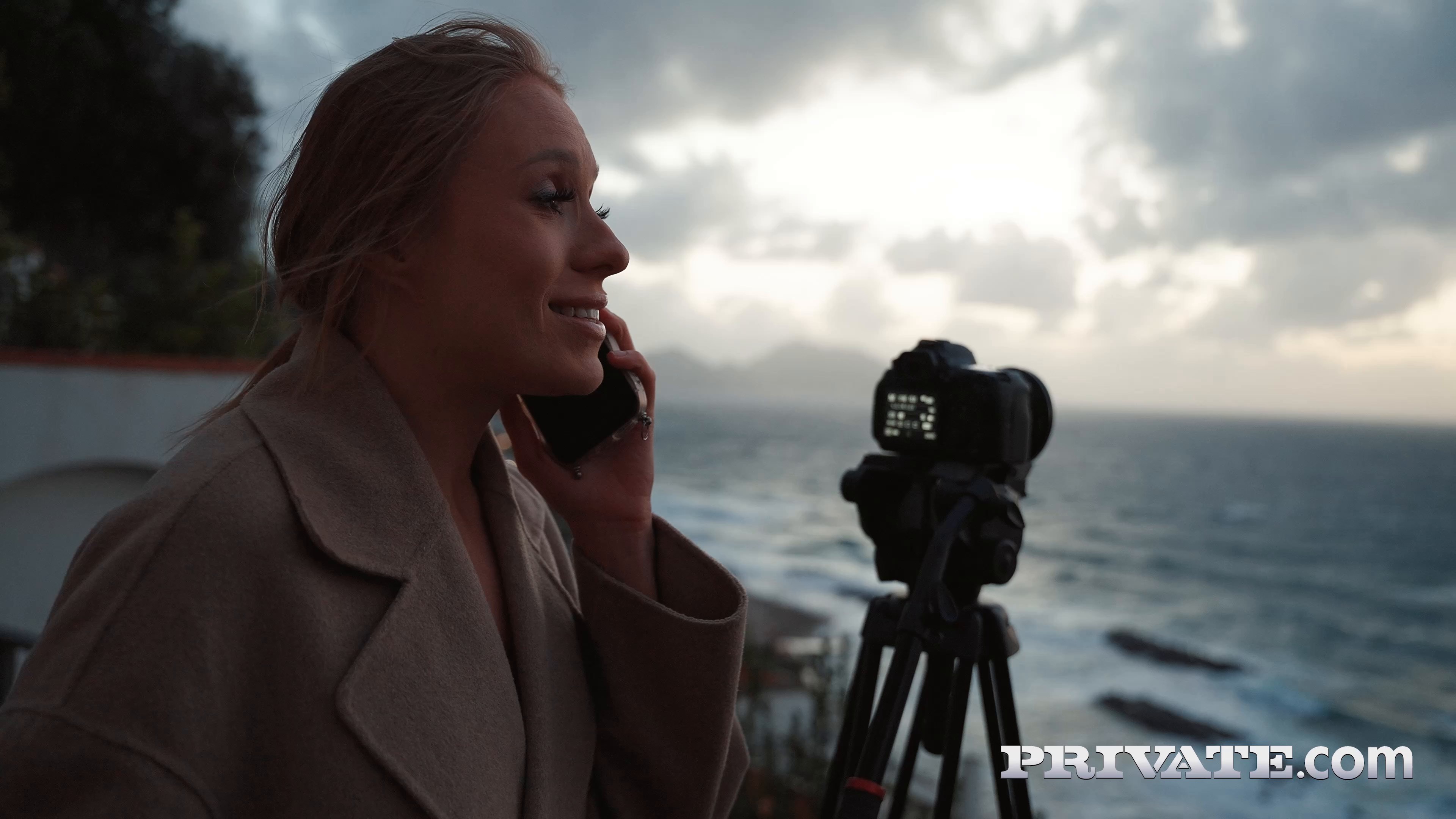 Valentina Nappi I'm Valentina Nappi, the Woman in Red and I Want Anal Sex PRIVATE 4 K mp4 0026 ...