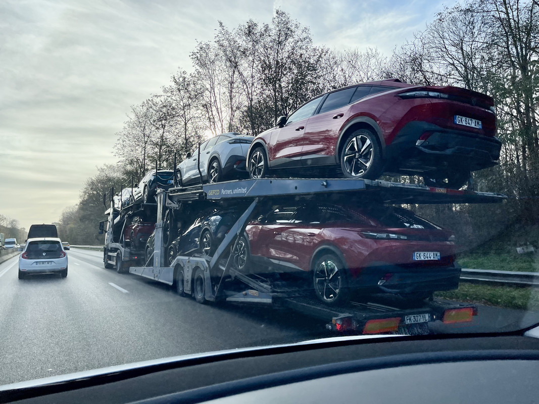 BFFD3410 371 D 48 FF 8621 1 C7031 FF2 C76 — Postimages