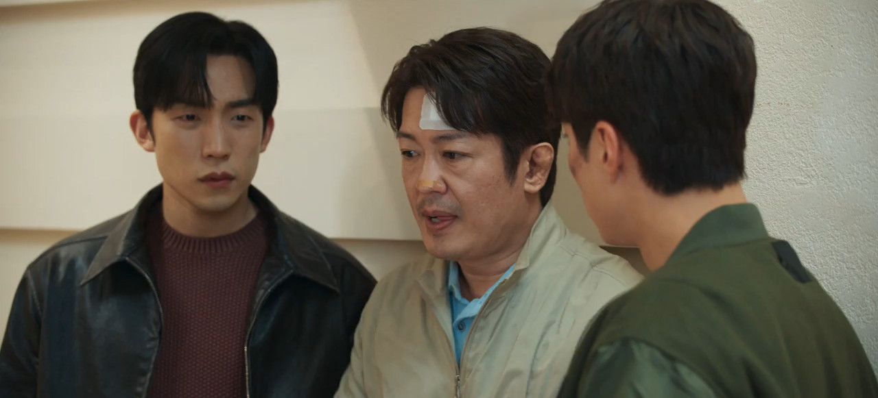 Download Good Boy (2025) Season 1 WebRip [Hindi + English] S01 ESub ...