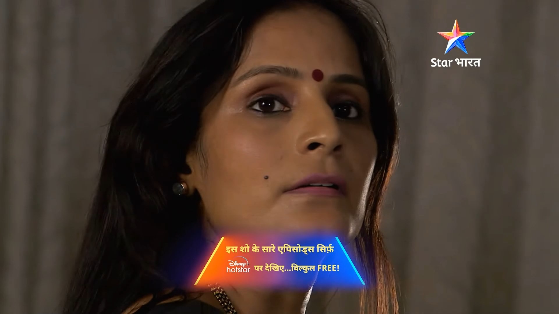 Desi Sexy Serial actress Deep big anvel slips in saree crime patrol mp4 ...