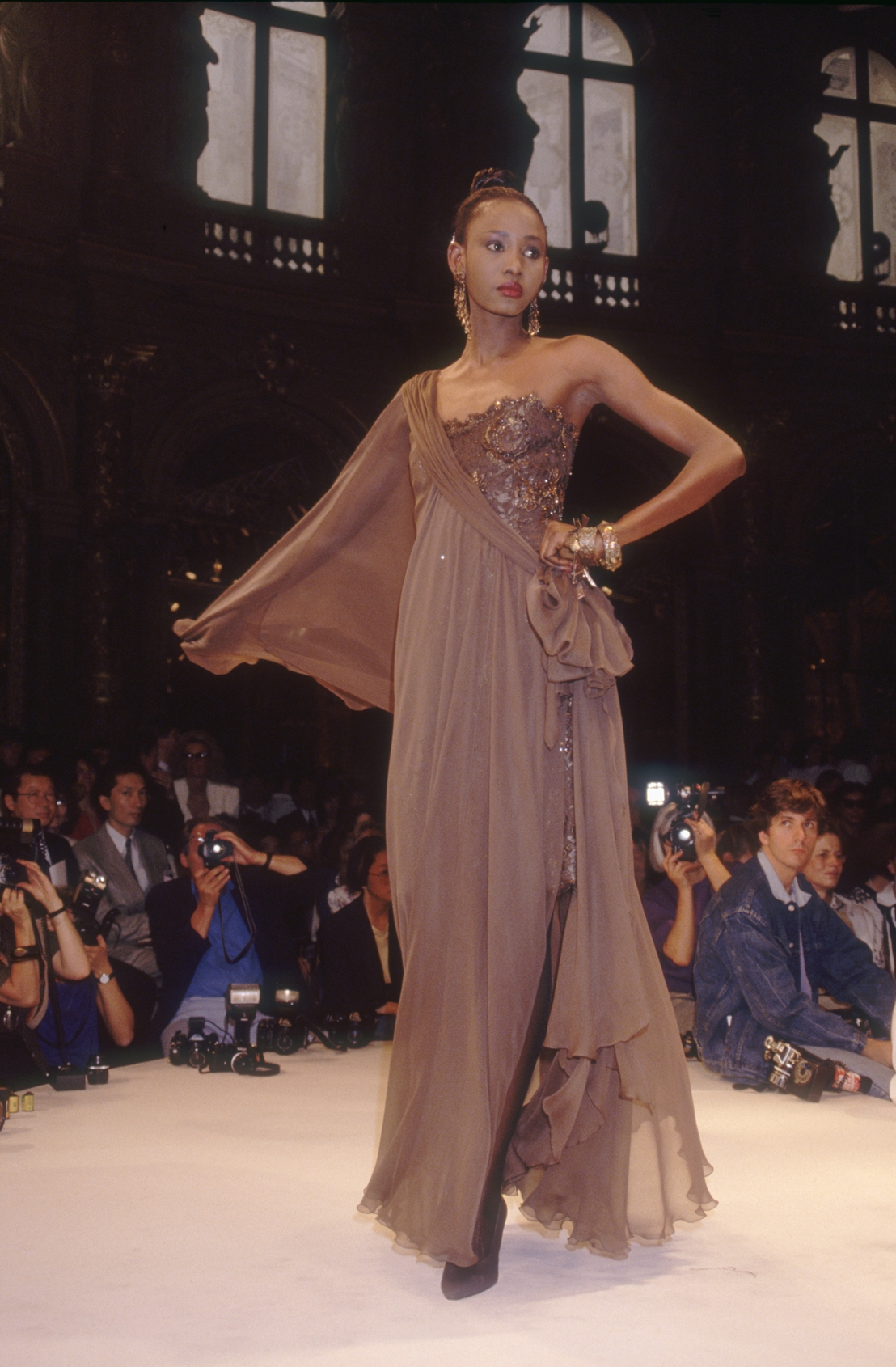 Fall/Winter Looks From The Runway: 1988 Pt.2 | Lipstick Alley