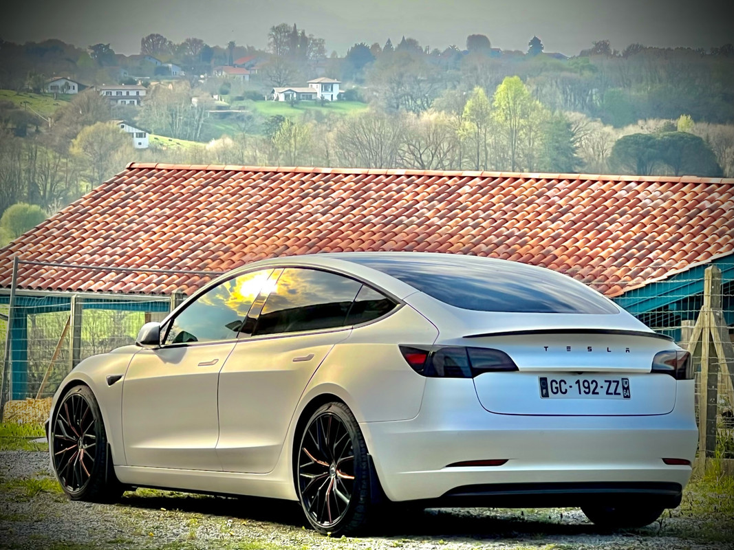 82 AE7069 FB00 4913 949 D FD0 A9 EE13 D28 — Postimages