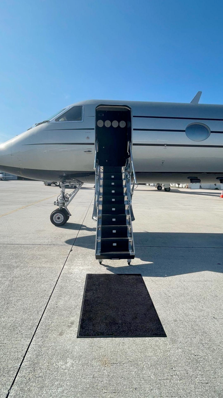 plane — Postimages