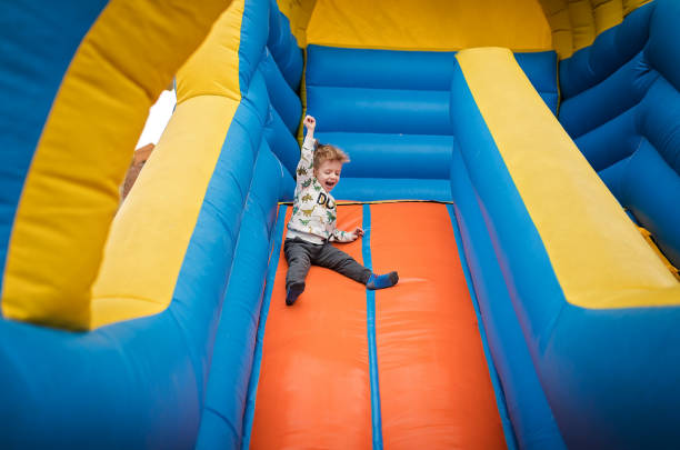 A Guide To Picking The Correct Bounce House Size And Dimensions ...