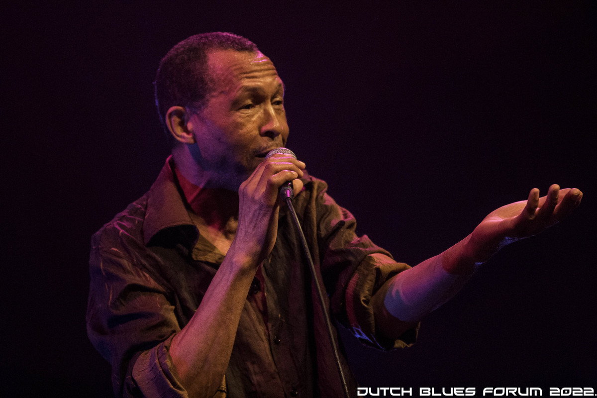 Chris Bergson & Ellis Hooks 36 — Postimages