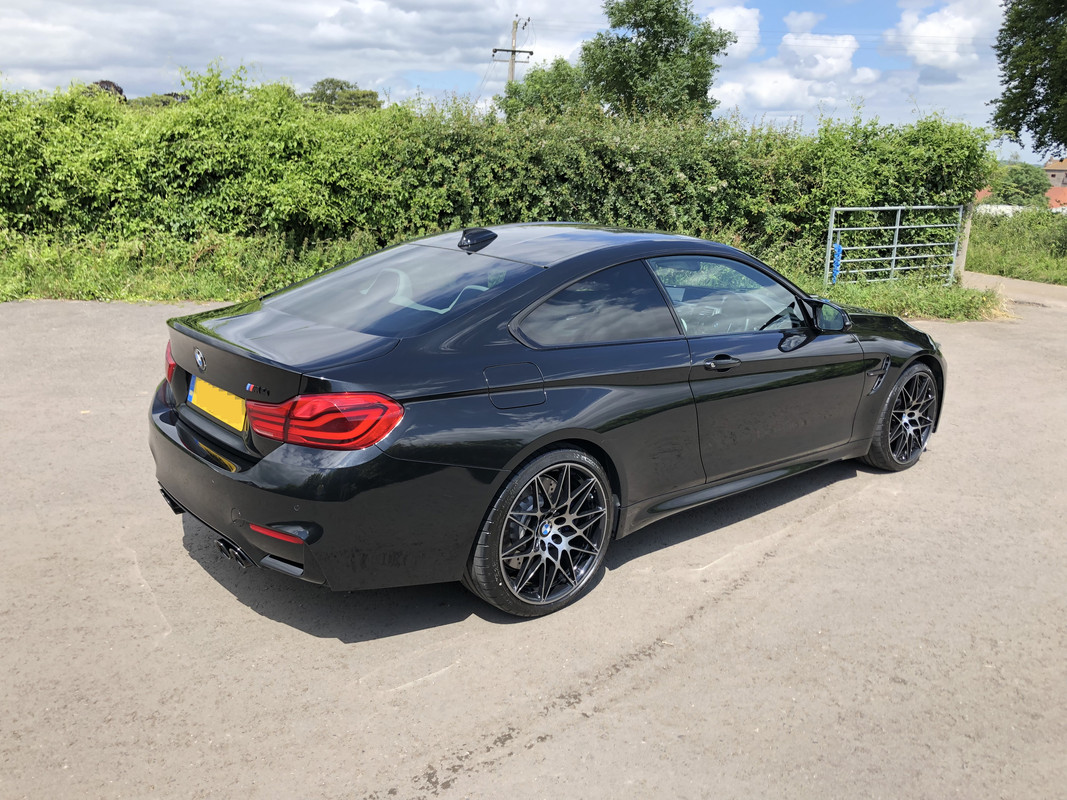 Sapphire Black F82 M4 Competition (2019)