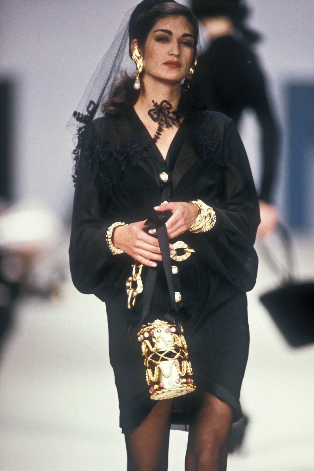 Fashion Classic: CHANEL Haute Couture Spring/Summer 1990 | Lipstick Alley