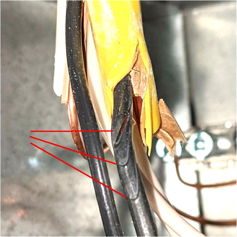 Wire insulation cut by a razor blade | DIY Home Improvement Forum