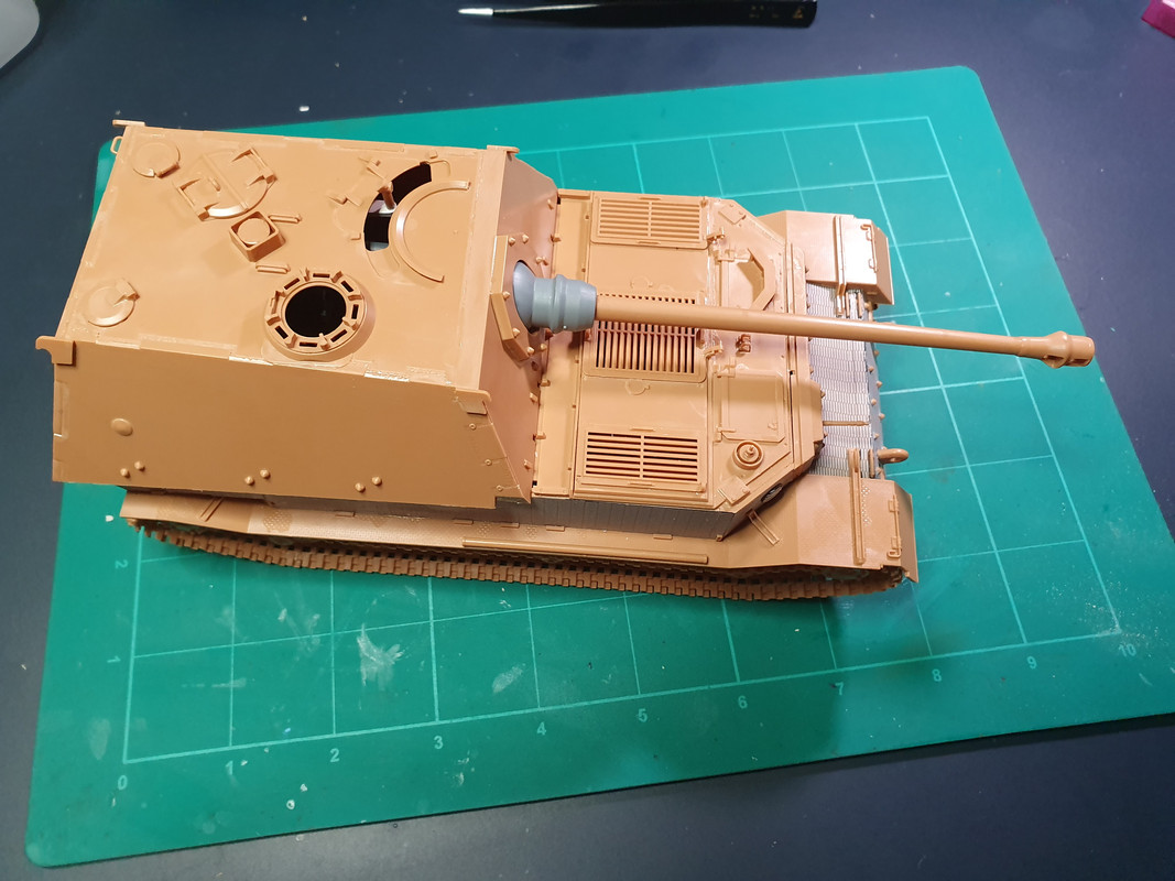 Zvezda Elefant "To zimmerit, or not to zimmerit, that is the question ...