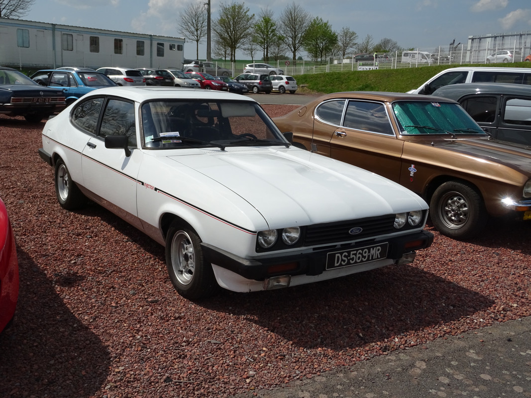 CAPRI 1981 N°7 — Postimages