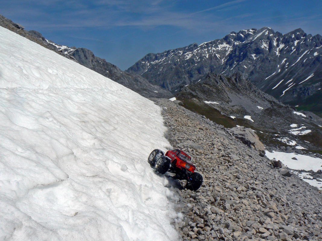 FCBK 216 018 — Postimages