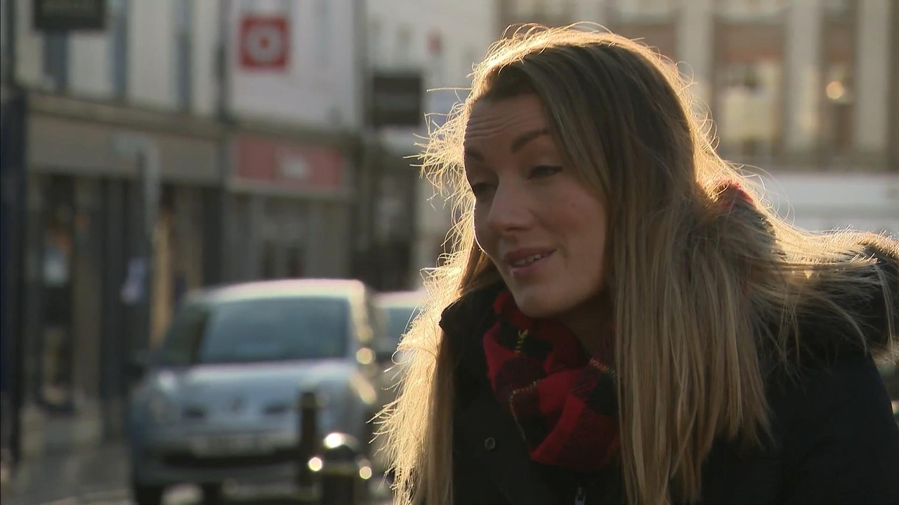 Grace Pascoe 201220 mp4 snapshot 01 04 [2020 12 20 19 09 24] — Postimages