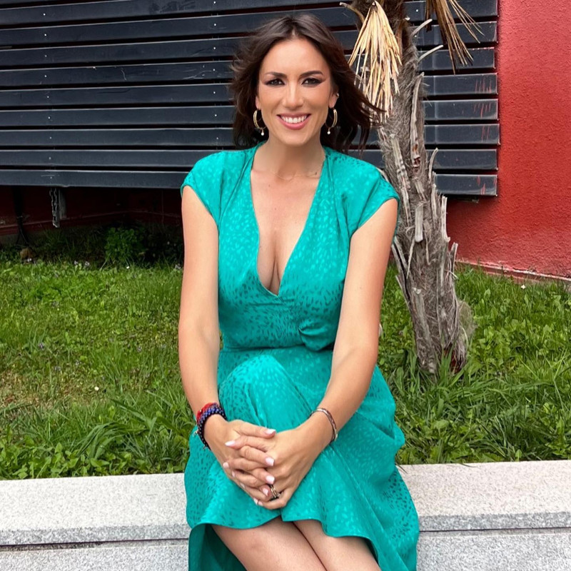 Osofamosas Paticia Pardo Con Vestido Escotado INSTAGRAM Material De