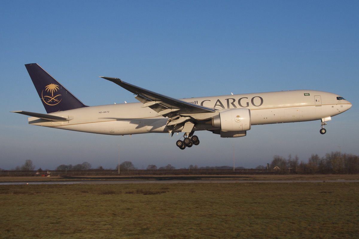 HZ AK72 IMG 6606 — Postimages