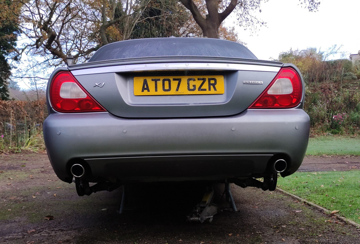 Axle stands — Postimages