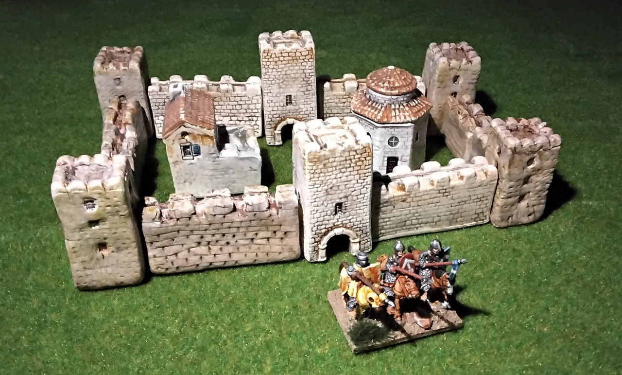 A medieval castle or city made from clay | Fanaticus - DBA Wargaming