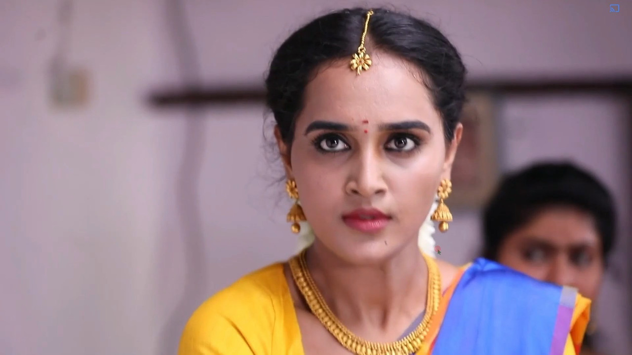 Rashmitha Roja Big Deep Navel Slips in Saree mp4 snapshot 00 22 522 ...