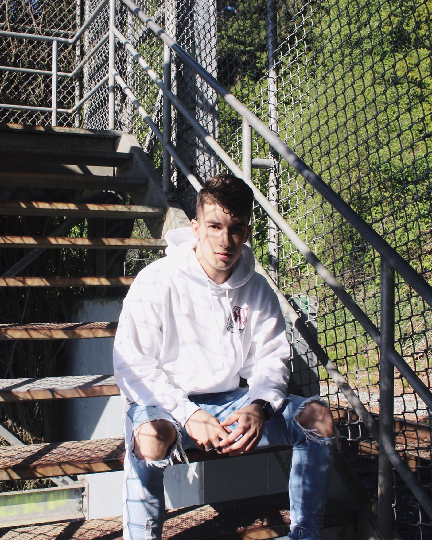 20 Year Old Josh Bogert - Canadian Singer, Songwriter, Musician & Actor ...